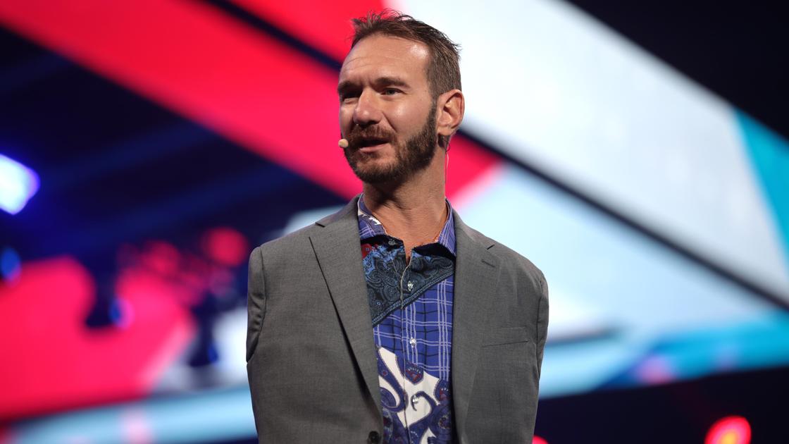 Ник Вуйчич: как живет и чем занимается известный меценат и писатель